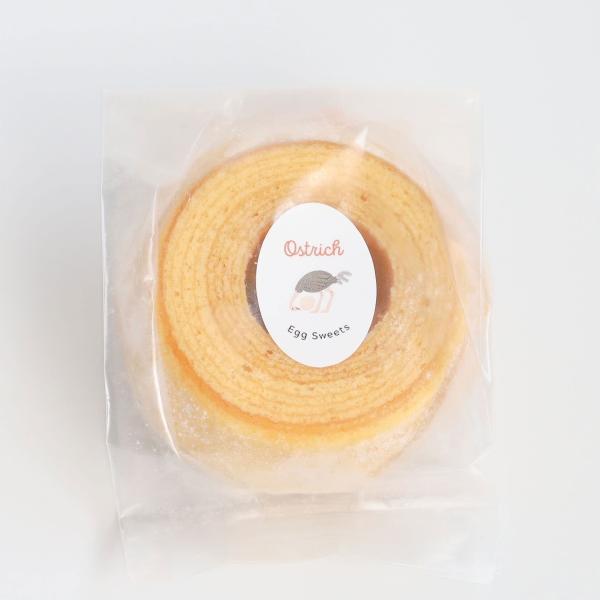 商品名：ダチョウ卵のバームクーヘン（切り株）内容量：2個原材料名：鶏卵（国産）、砂糖、食用精製加工油脂、食用植物油脂、小麦粉、ショートニング、マーガリン、コーンスターチ、ダチョウの卵、ラム酒/カラメル色素、バニラ香料、ベーキングパウダー、保...