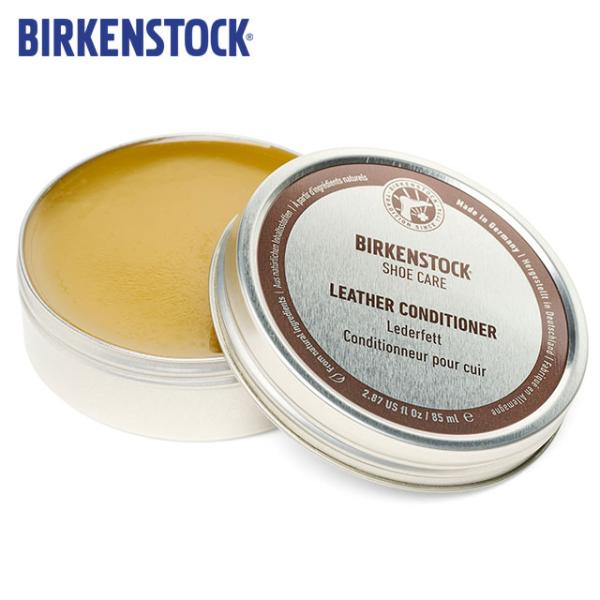 [ ブランド ] ビルケンシュトック　BIRKENSTOCK[ ジャンル ]シューズケア用品[ 成　 分 ]ヒマシ油、ナタネ油、ヤシ油、ラノリン、サトウキビワックス、カルナバワックス[ 内容量 ]85ml定期的なケアと保護にぴったりの保革ク...