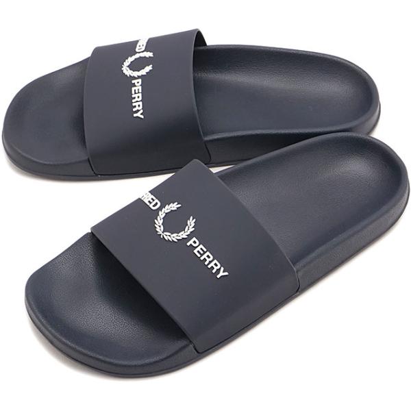 [ ブランド ] フレッドペリー 　FRED PERRY[ ジャンル ]サンダル[ 素　 材 ]アッパー：合成樹脂[ 原産国 ]ベトナム夏のマストアイテム。ロゴ入りスライドサンダルフロントにフレッドペリーのブランディングが施されたスライダー...