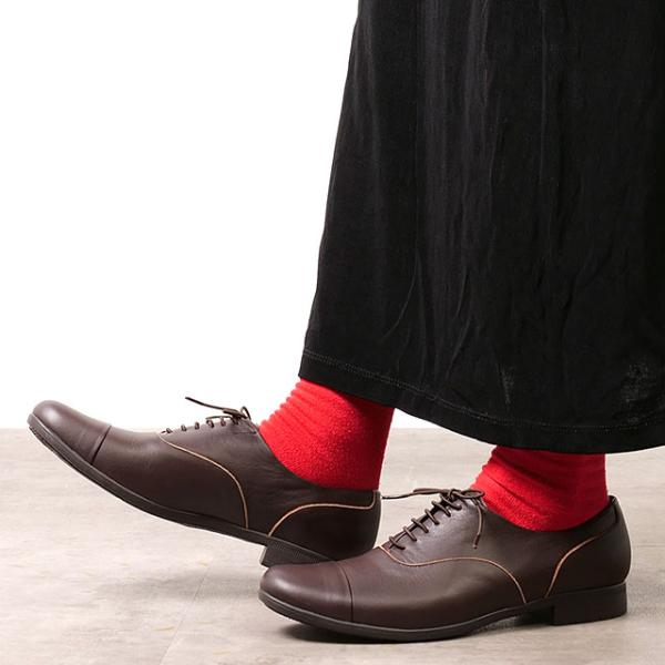 [ ブランド ]トラベルシューズ バイ ショセ　TRAVEL SHOES by chausser[ ジャンル ]短靴[ 素　 材 ]アッパー：牛革シーンを問わない汎用性の高さが魅力的TRAVEL SHOESのストレートチップレースアップシュ...