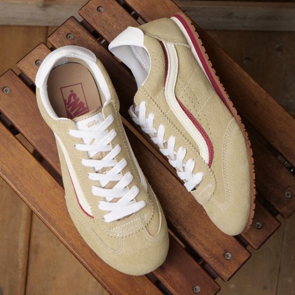 [ ブランド ] バンズ 　VANS[ ジャンル ]スニーカー[ 素　 材 ]アッパー：天然皮革超薄底タイプの「スーパーロープロ」幅広い層に人気のVANSより、超薄底タイプの『SUPER LOWPRO（スーパー ロープロ）』がラインナップ。...