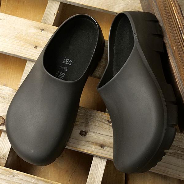 [ ブランド ] ビルケンシュトック　BIRKENSTOCK[ ジャンル ]サンダル／クロッグ[ 素　 材 ]アッパー：ポリウレタン水周りで活躍するウォッシャブルクロッグBirki'sを代表するモデルである『Super Birki』。ポリウ...