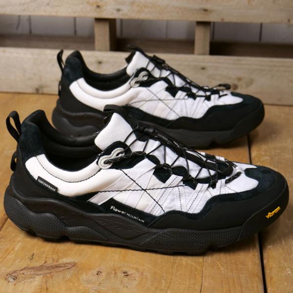 [ ブランド ] フラワーマウンテン　Flower MOUNTAIN[ ジャンル ]スニーカー[ 素　 材 ]アッパー：ピッグレザー／ナイロンクイックレースとビブラムソールで快適なトレッキングシューズ本格的なアウトドアシューズ「IWANO」...