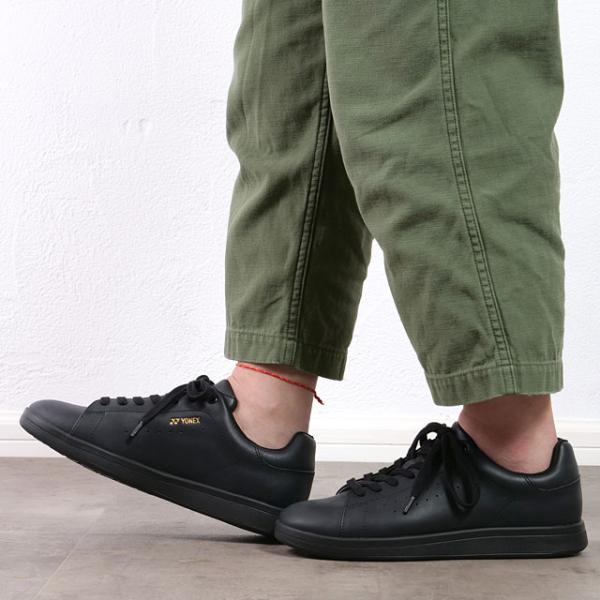 [ ブランド ] ヨネックス　YONEX[ ジャンル ]スニーカー[ 素　 材 ]アッパー：リサイクルレザー（合成皮革）／撥水リサイクルマイクロファイバー（合成繊維）／抗菌防臭加工ライニングやわらかクッション、デイリースニーカー。デイリー使...