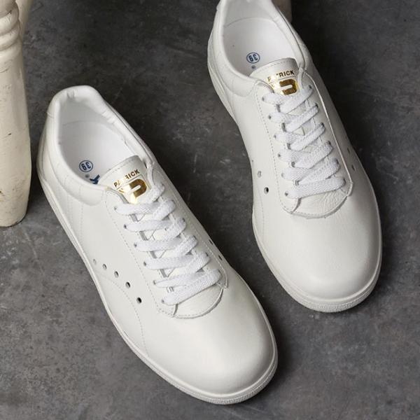 [ ブランド ] パトリック 　PATRICK[ ジャンル ]スニーカー[ 素　 材 ]アッパー：ステアレザー洗練された無駄のないデザインが魅力PATRICKにおけるテニスシューズのルーツ的モデル『SUPERSET（スーパーセット）』。今回...