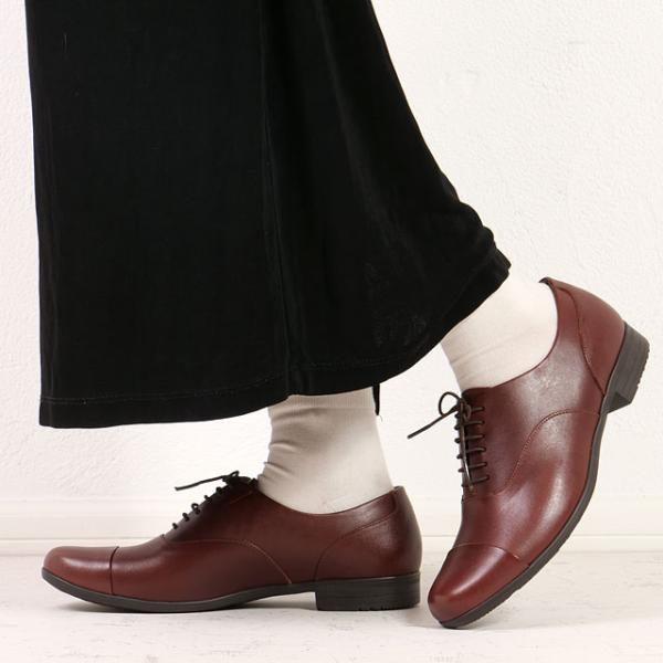 [ ブランド ]トラベルシューズ バイ ショセ　TRAVEL SHOES by chausser[ ジャンル ]短靴[ 素　 材 ]アッパー：牛革（防水）雨の日にも気兼ねなく履ける実用性に注目TRAVEL SHOESの定番ストレートチップレ...