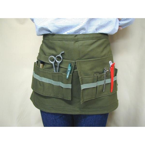 キッチン用品・食器・調理器具 ＞＞ キッチン用品・雑貨・エプロン ＞＞ エプロン ＞＞ カフェエプロンワンタッチ装着が嬉しいです