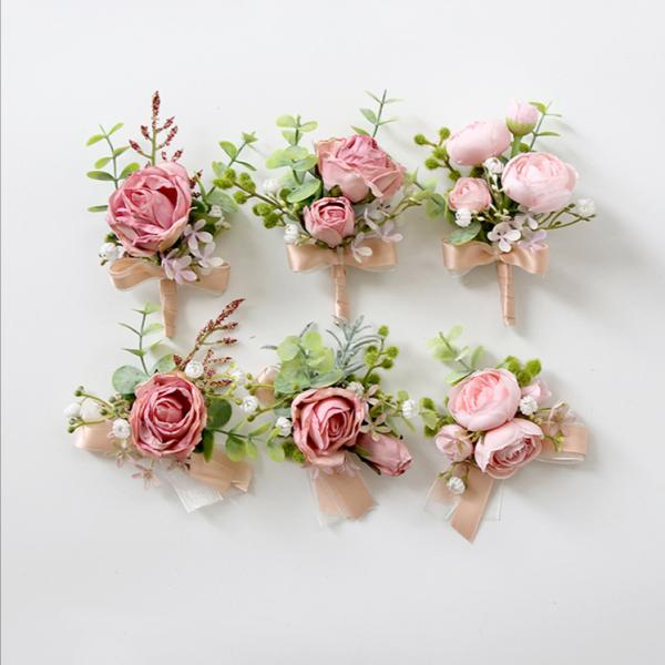 ブライダル、結婚式場、スタジオ、ロケーション撮影に新郎様用ブートニア、ウェディング、パーティー、前撮り、二次会、卒業式など使えてリストブーケ、生花と違って枯れることがないので、思い出と一緒にいつまでも形として残せます。◆手作りのため、多少の...