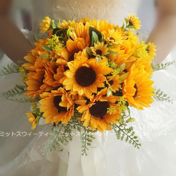 【完成品の販売^^可愛いブーケです。ブライダル、イベント贈答品、インテリアに最適です。晴れの舞台に、新しいタイプのサプライズプレゼントとしてお勧めです。生花と違って枯れることがないので、思い出と一緒にいつまでも形として残せます。セット内容：...