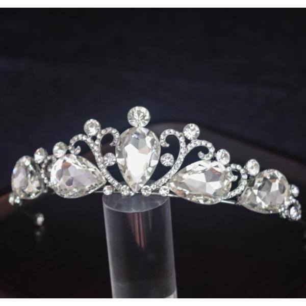 ティアラ クラウン ヘッドドレス 髪飾り 花嫁 結婚式 挙式 飾り ヘアアクセサリー カチューシャ 頭飾り ブライダル 披露宴 二次会 発表会 演奏会 コンサート ウエディング/ウェデイング 王冠 ジュエリー ウェディング小物 高品質 おし...