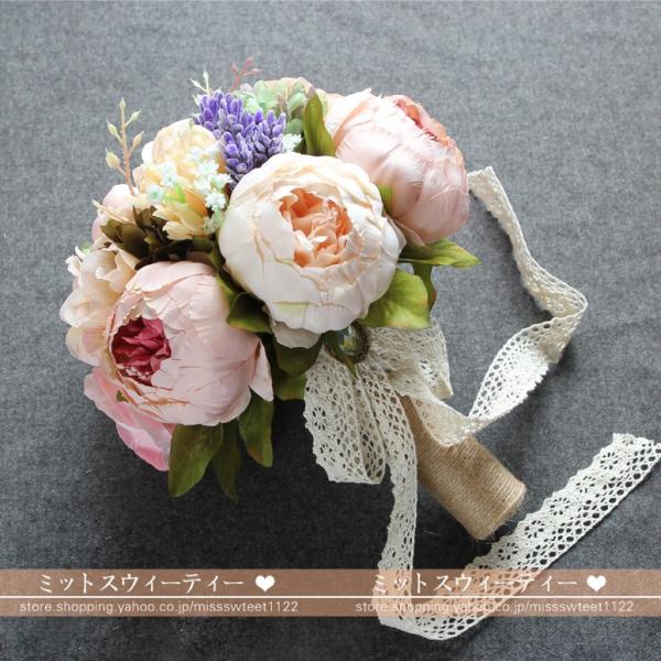 【完成品の販売^^高級花材を使っていてこのお値段はすっごくお得！一生の幸せと感動と、ずっとずっと思い出を残せるアーティフィシャルフラワーブーケに、ぜひチャレンジしてみてください。サイズ：ブーケ直径約22cm（手作りのため、サイズは多少前後し...