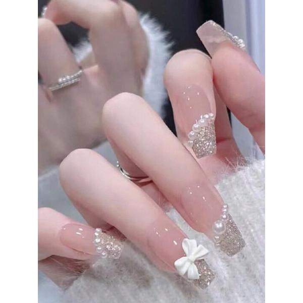 24個 新しいインスタイルのシンプルで多目的な短いキャットアイフェイクネール、女性や女子学生向けにデザインされたロングバレエネイル、1個のゼリーグルーと1枚のラバーオフ付きの再利用可能なフェイクネイル、ストリートプレイや他のイベントに適した...