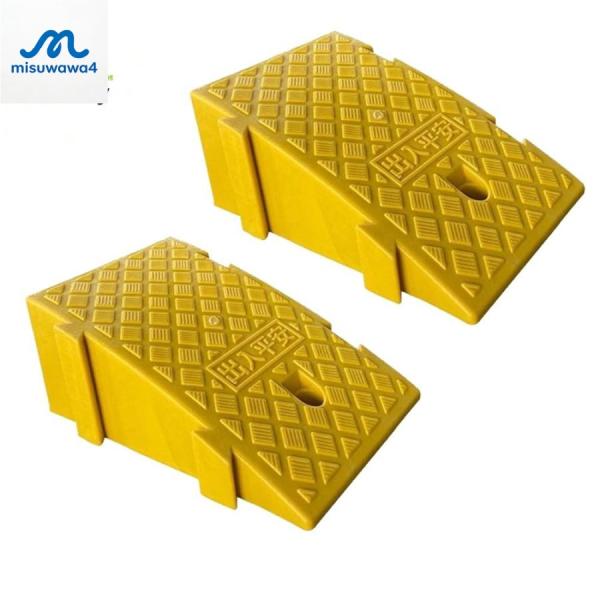 【優れる材質】転車、バイク・車の出し入れの際に、駐車場や自宅のガレージ、倉庫の段差を解消して、衝撃を和らげる事が出来る高密度ＰＶＣの段差プレート（階段は車のタイヤを損傷する）。耐荷重が抜群 (耐荷重 ：5t未満)ブランドの段差スロープは、カ...