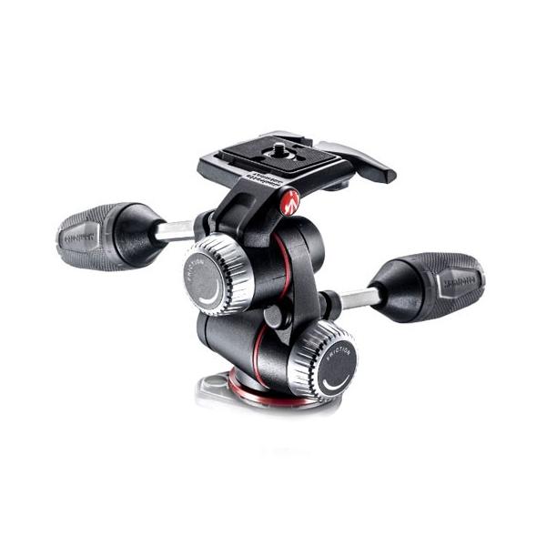 耐加重8kg。セッティングの正確さと収納性を両立した3Way雲台