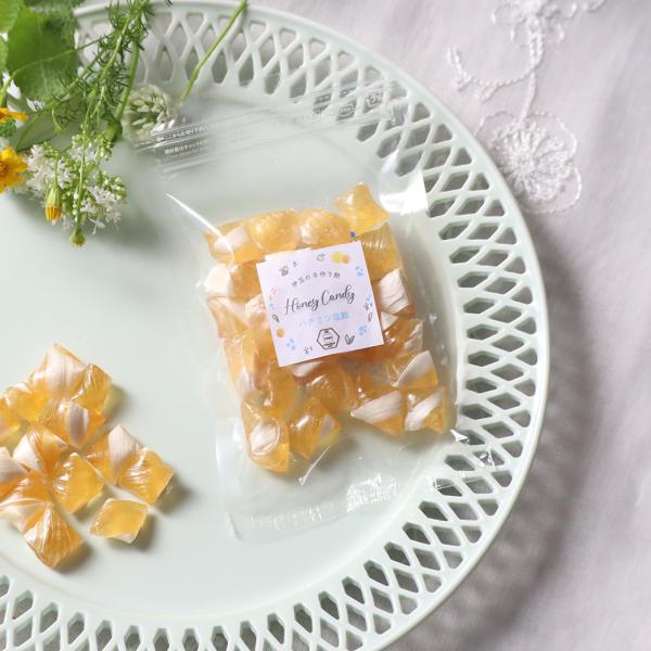 商品名：ハチミツ塩飴（飴菓子）内容量：60ｇ賞味期限：製造から6か月保存方法：直射日光を避け、冷暗所で保管原材料：グラニュー糖(国内製造)、水飴、上白糖、国産はちみつ、塩（西伊豆・戸田産）販売者：みつばちのーと 田中章雄　　　　静岡県伊東市...