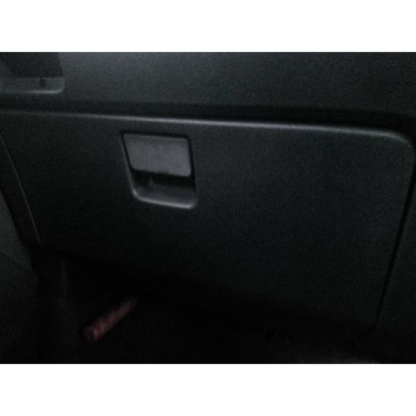 **** 商品説明を必ずご確認ください ****部品管理番号：383378000070210メーカー純正品番：74310-82K01-P4Z部品名：グローブBOX部品区分：リサイクル品車名：パレット車両タイプ名：5ドアハッチバック通称型式：...