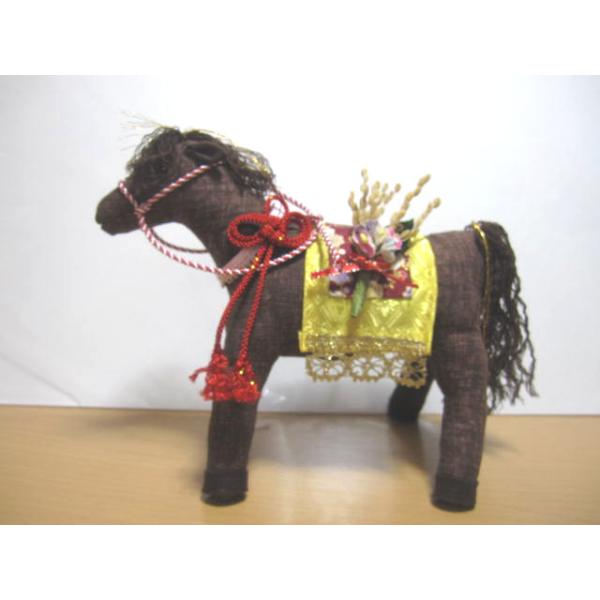 むら染めコットン生地を使って作る　当店、オリジナル手芸キットです。製作時間　約４時間サイズ　高さ　約 18 cm　　幅　約 12 cm    長さ　約 22 cm　　セットに、つめ綿は含まれていませんので、別に約 100 gご用意ください。...