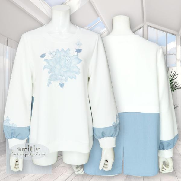 【「プルオーバー」】ビジューをアクセントに使った、繊細なバラレール、立体的な小花飾りが綺麗なプルオーバーです。ストレッチポンチとツイルのコンビモチーフです。【スタイル】被りタイプ、ポケットなし。【素材】クッション性、伸縮性のある素材と、伸び...