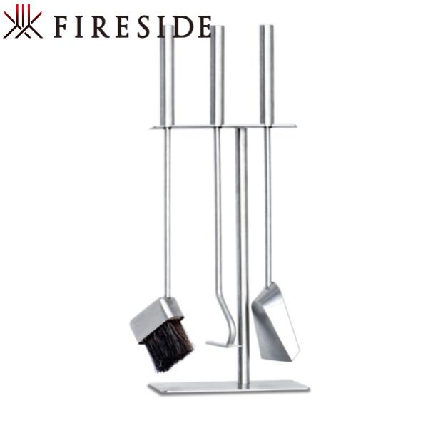 その軽さとデザインから誰もが使いやすいツールセット。HETAのモダンラインを始め、あらゆるストーブにマッチするシンプルデザインです。灰かき＆火かき、シャベル、ブラシの3 点セット。汚れにくく手入れも簡単なオールステンレス製。筆頭すべきは細部...