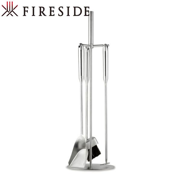 その軽さとデザインから誰もが使いやすいツールセット。HETAのモダンラインを始め、あらゆるストーブにマッチするシンプルデザインです。灰かき＆火かき、シャベル、ブラシの3 点セット。汚れにくく手入れも簡単なオールステンレス製。筆頭すべきは細部...