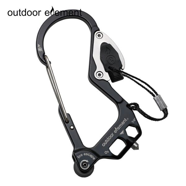 ▼ウィンドウブレーカー、シートベルトカッター、ボトルオープナー、ファイヤーホイール、O2レンチ、六角レンチ、6つの機能を備えたマルチツールとカラビナを融合したエマージェンシーギア。ファイヤーホイール内部にあるフェロロッドは、交換して（別売）...