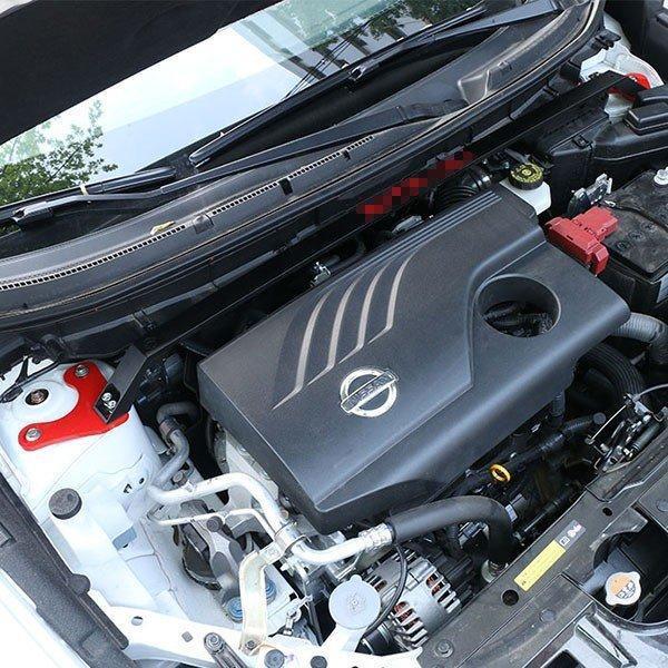 [適合機種]日産 エクストレイル 2013年12月?型式：T32 NT32 HT32 HNT32[商品内容]商品数量：1P カラー：ブラック素材：アルミ合金[取付方法]ボルト止め