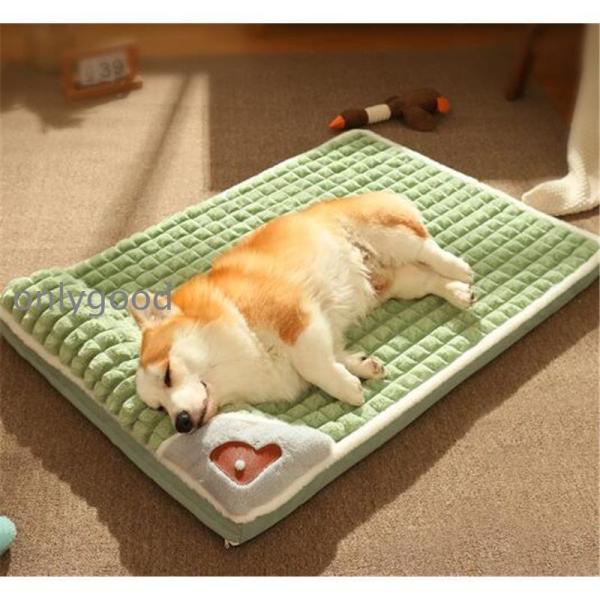 商品詳細カラー:/グレー/コーヒー/グリーン----------■商品説明適切な温度なので、パピー、成犬、シニアの各年代に合わせて選べる起き上がりが楽なベッド。愛犬愛猫に質の高い睡眠環境をぐ作ることができます。やさしい肌触りで丸まりやすく、...