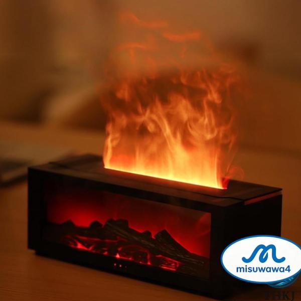 【人工炎 × 加湿 × 香り 三重快適】高精細 LED で炎を再現，暖かい光が空間を包み込む。微細な霧を発生，乾燥を防ぎながら、エッセンシャルオイルを追加して癒しの香りを広げる。仕事の集中力アップや睡眠の質向上に最適。  【リアルファイヤー...