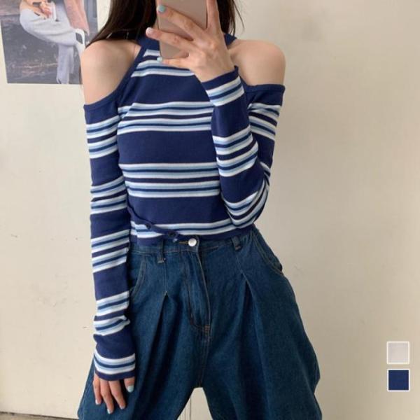 素材：ポリエステル65%＋綿35%カラー：オフホワイト/ネイビーサイズ：ワンサイズ着丈:約40cm 袖丈:約52cm ゆき:約72cm 身幅:約35cm 胸囲:約70-120cm裏地：なし伸縮性：あり透け感：オフホワイトのみややあり※ニット...