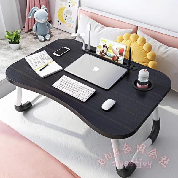 商品名折りたたみ テーブル 素材／材質ごうせいたサイズ60*40*28cm色ライト・ブラウン、ベビーピンク、アイスブルー長持ち繰り返し利用ことができるし、使用した後、ちゃんと収納して、次のイベントにも再利用できます。ご注意事項※手動測定によ...