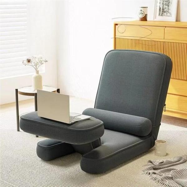 リモートワークにもおすすめマルチリクライニングができるゲーミング座椅子頭部までしっかり支えるハイバックタイプテーブル面は幅46cm、奥行き30cm。ノートパソコンも安定して置けます。リモートワークにもおすすめ。テーブルを立ち上げてタブレット...