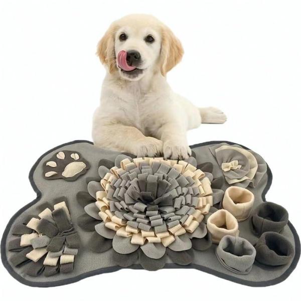 スロー フィーダー: 犬のスナッフル マットを使用すると、犬の鼻と脳が自然の中で採餌行動を模倣し、幸せでリラックスした状態に保つことができます。ペットの犬のための素晴らしい運動おもちゃ。安全に使用：犬用スナッフルマットは丈夫な布生地でできて...