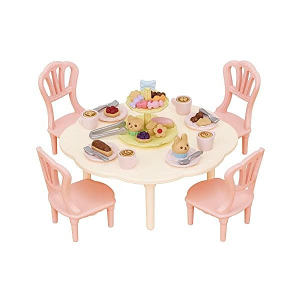 ダイニングスイーツパーティー/9.7×11.2×4.5cm/カー426・Color:スイーツパーティー・パッケージ個数:1・華やかなテーブルといすに、カラフルでかわいいスイーツがいっぱいついたパーティーセットです。・かわいいスイーツ小物が3...