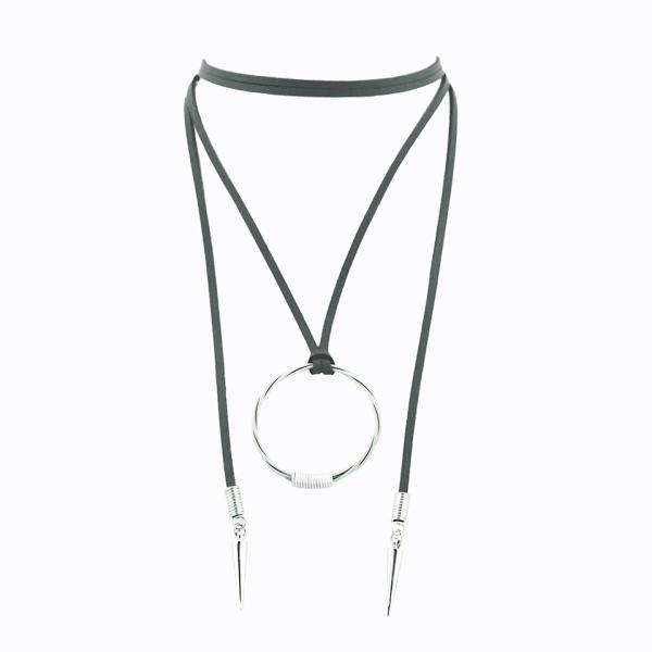 アメリカからギター弦を使ったジュエリーライン「STRUNG」が登場。ダダリオの本物ギター弦を使い、一つずつハンドメイドで作られています。ROCK GODDESS CHOKER CHORDと名付けられたネックレスは、ラリエットになっているので...