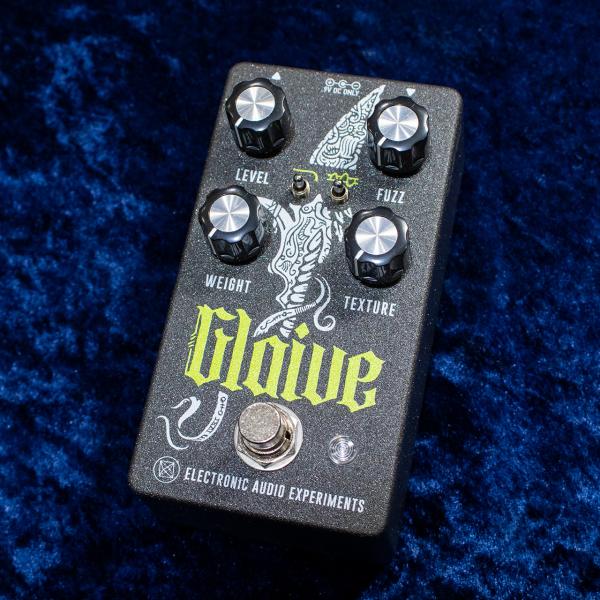 惜しまれつつも生産完了となった0xEAE Fuzzの後継機ともいえる魅力的なペダルが入荷。