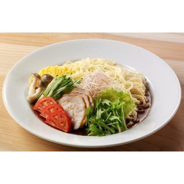 ・ラーメン、冷し中華スープ（しょうゆ）　各4ケ・ラーメン重量は一袋110gです。・賞味期限／製造より30日※写真は調理例です。 ■こちらの商品は夏季限定商品です。※夏季限定商品は8月中旬までのお取扱いになります。〈アレルギー特定原材料〉小麦...