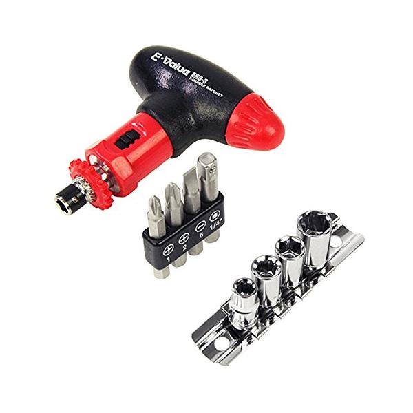 用途:家具の組立、カーテンレールの取付等、家庭・事務所等の常備工具用特徴:T型ハンドルで強いネジ締め作業が容易にできる入数:8ピース入り仕様:T型ラチェットドライバー付・クイックハンドル付セット内容:T型ラチェットドライバー・6.35mm差...