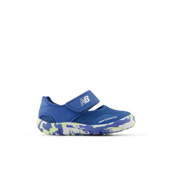 海や川などのアウトドアシーンで活躍する水陸両用INFANT用サマーシューズ「208」の新色が登場。取り外しできるなみなみインソールと水抜きホールが快適さをキープし、面ファスナーが脱ぎ履きしやすさとフィット感を実現。爪先部と踵部を覆うフォルム...