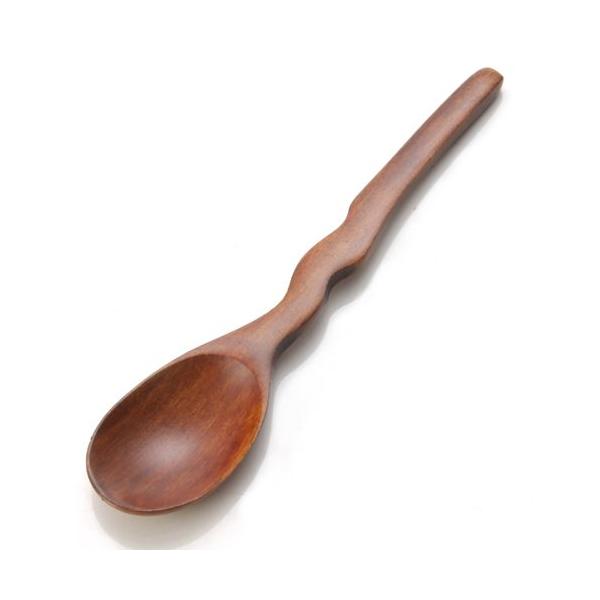 ■商品説明口当たりが優しい、木のスプーン。柄の部分が特徴的なスープスプーンです。波打った柄はちょっと変わって洒落ています。自然のぬくもりを感じさせる木のカトラリーは、長く使うほどに手になじみ、つややかな風合いが加わります。くちびるに熱くなく...