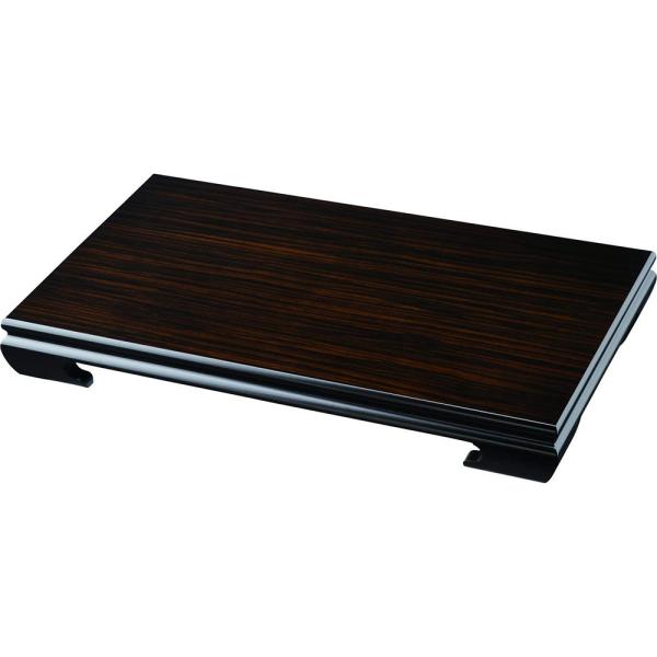 花鳥風月…四季の豊かさを謳うように生ける花の美しさを際立たせる漆芸の花台で上質な室礼。紀州塗り（紀州漆器）は室町時代の始まりであると伝えられています。その塗物技法は優れた漆工たちに引き継がれて、昭和53年に通産省より伝統的工芸品の指定を受け...