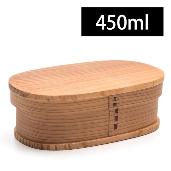 見て懐かしく、でも、今の時代にはモダンに映る「わっぱ弁当箱」手に取ると、軽くて木の温もりを感じるやさしい気持ちに。白木よりも濃い色合いの杉の赤身材を使用した曲げわっぱのお弁当箱です。赤身材とは、木材の芯材部分で、優れ腐りにくく耐久性に優れ、...