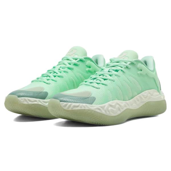 【発売日：2026年07月10日】【メーカー】PUMA（プーマ）【商品説明】コート上での一瞬の動きを支えるHALI 1 チーム バスケットボールシューズ。優れた反発力と抜群のグリップが、鋭い切り返しや加速をスムーズにし、着地時の衝撃もしっか...