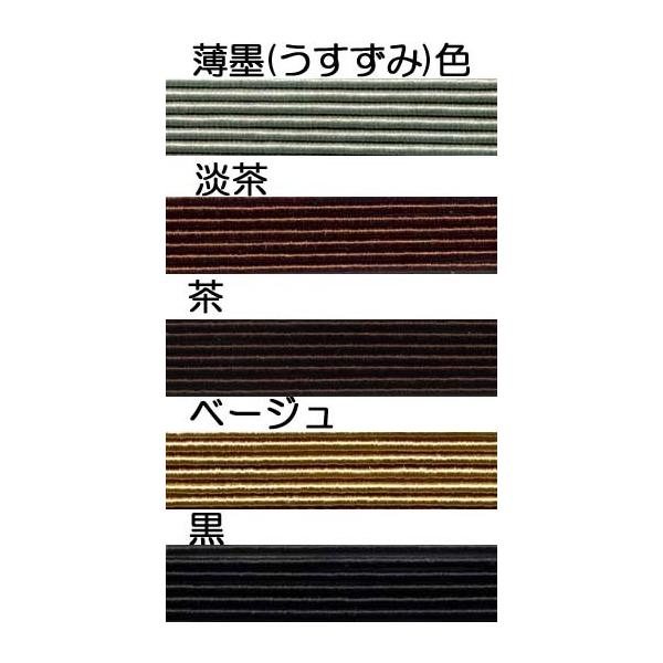 絹水引は、ベースの水引に人造絹糸(レーヨン等)を巻いた水引です。つや消しタイプで細工しやすく、細かな結び・細工に適しています。ちり棒は水引に老いの波（らせん状のクセ）をつける道具です。 柄の部分全てに滑り止めを付けているのは当店のオリジナルです。