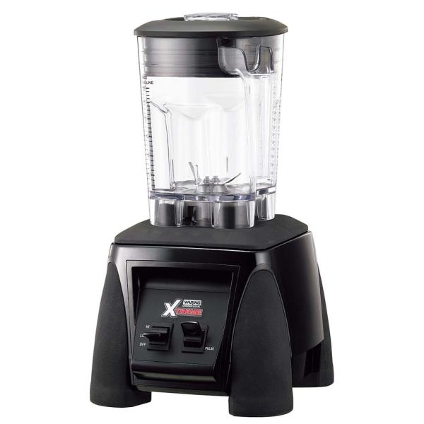 サイズ：220×220×H405mmボトル容量：2.1L(ポリカーボネイト)処理容量：最大／1.4L　最小／0.25L刃の材質：ステンレス製電源：単相100V　50/60Hz電流：12A(1分30秒定格)消費電力：1,100W重量：6.7k...