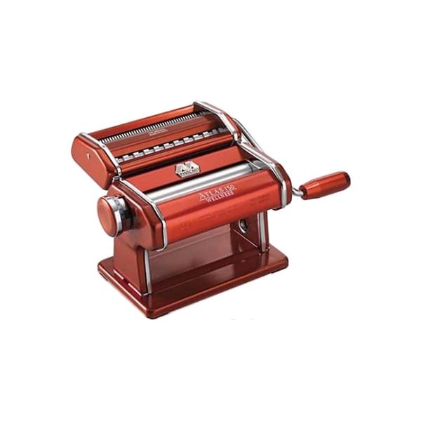 アトラス カラーラインパスタマシン レッド（新）外寸：200×200×H155mm重量：約3kg最大麺帯幅：145mm付属品：カッター（1.5mm/6mm）●メインローラーの厚さ調節ダイヤルは9段階（0.3mmから2.5mm）まで高精度に調...