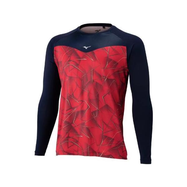 柔らかで肌触りの良い生地が特徴。着心地にこだわってシルエットをリニューアル。