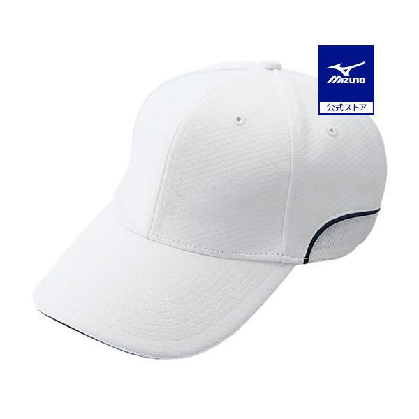 ベンチレーション付きのキャップ。選手だけでなく保護者用としてもお勧め。