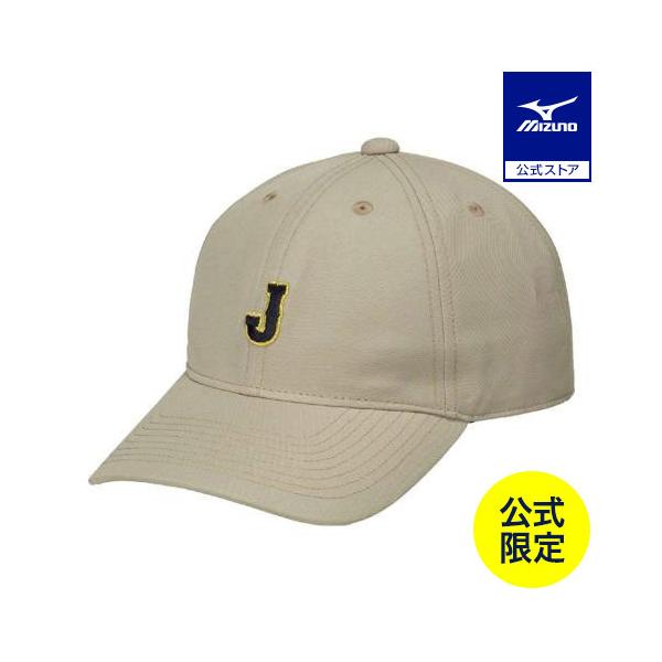 「J」刺繍の入った侍ジャパンカジュアルキャップ。