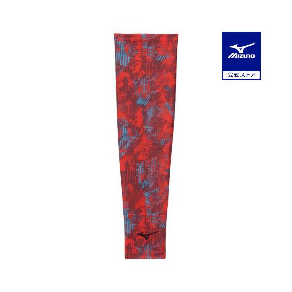 同じグラフィックでウエアとも合わせたコーディネートが可能。