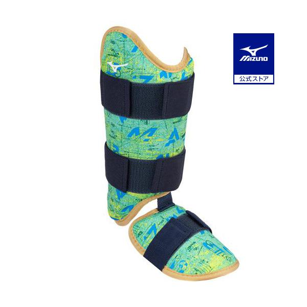 フィット感と軽量感の両立。ミズノフットガードの中でプロ選手の使用率No.1のフットガード。メイン素材に高反発素材のKaRVOを採用。本体自体に可動性があるため、足の動きを妨げずフィット感の向上を実現しました。25セレクションモデル限定カラー